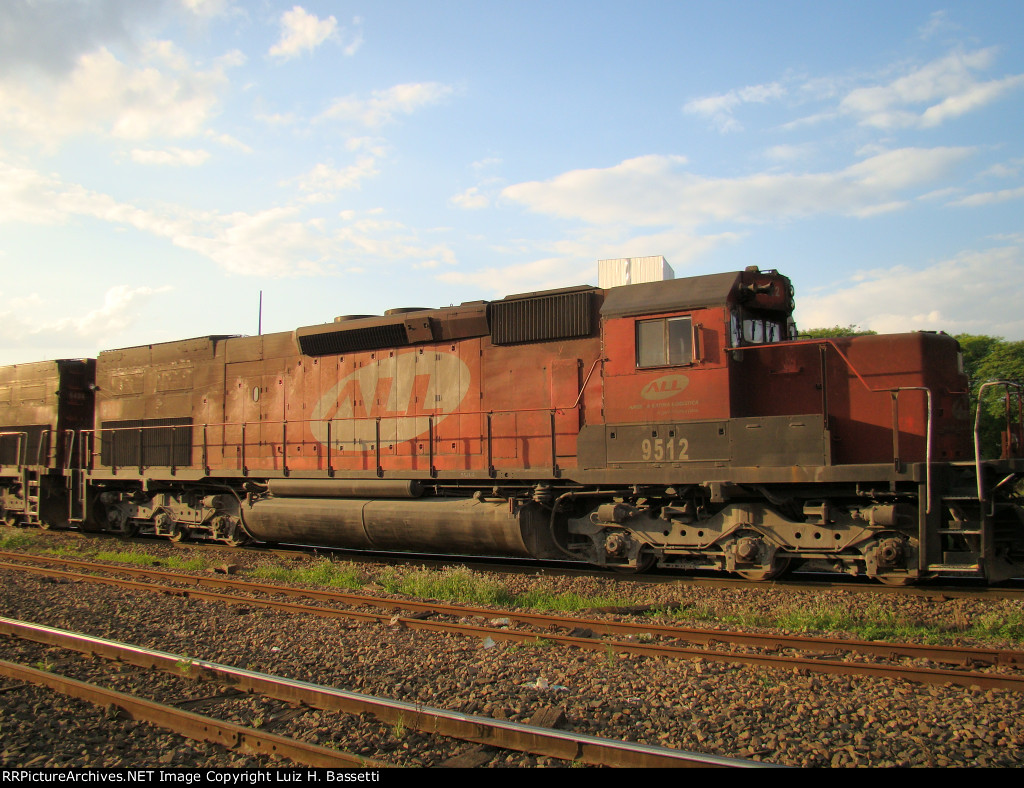 SD40T-2 9512
